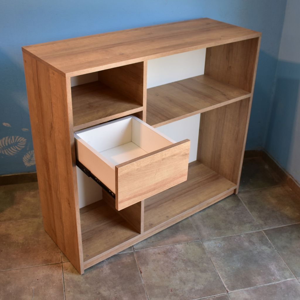 Mostrador con detalle central – Piezas del sur